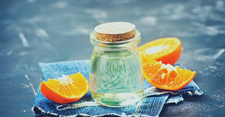 Best Sweet Orange Essential Oil Uses (Top 11 Ways + Diffuser Recipes)